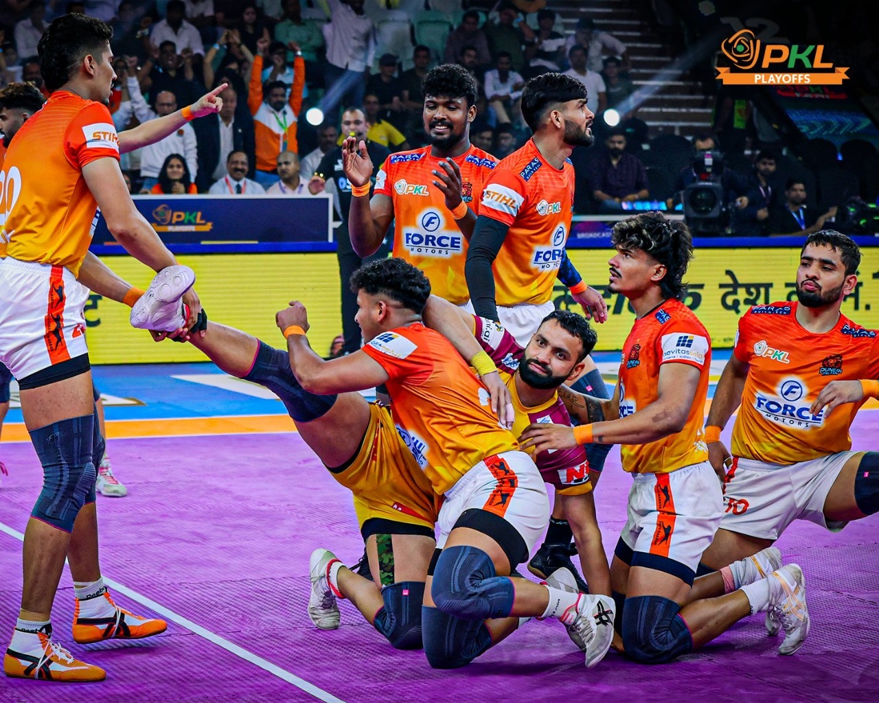 PKL: Puneri Paltan fend off spirited Telugu Titans to seal Dabang Delhi ...